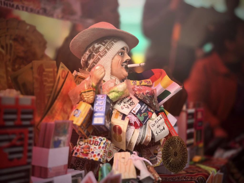 Seis tips para visitar Alasita en La Paz - Periodismo de medio ambiente ...